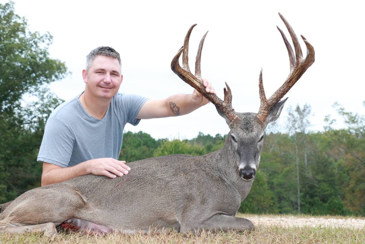 Texas Trophy Whitetail Hunting