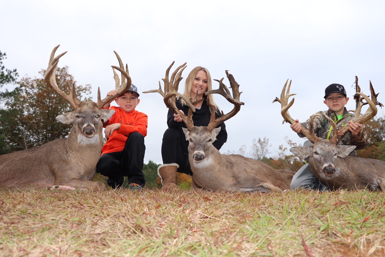Texas Trophy Whitetail Hunting