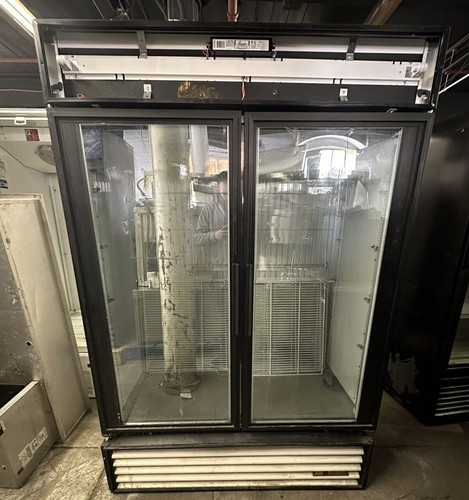 174-0189 True GDM-49F 2 Glass Door Self Contained Freezer | mainsite