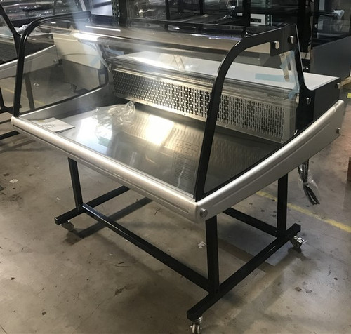 171-0317 48" Countertop Full Service Self Contained Display Case Cooler ...