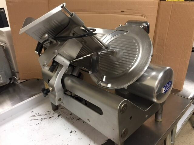 75-0237 Globe 2500 Medium Duty 12” Diameter Manual Slicer | GES