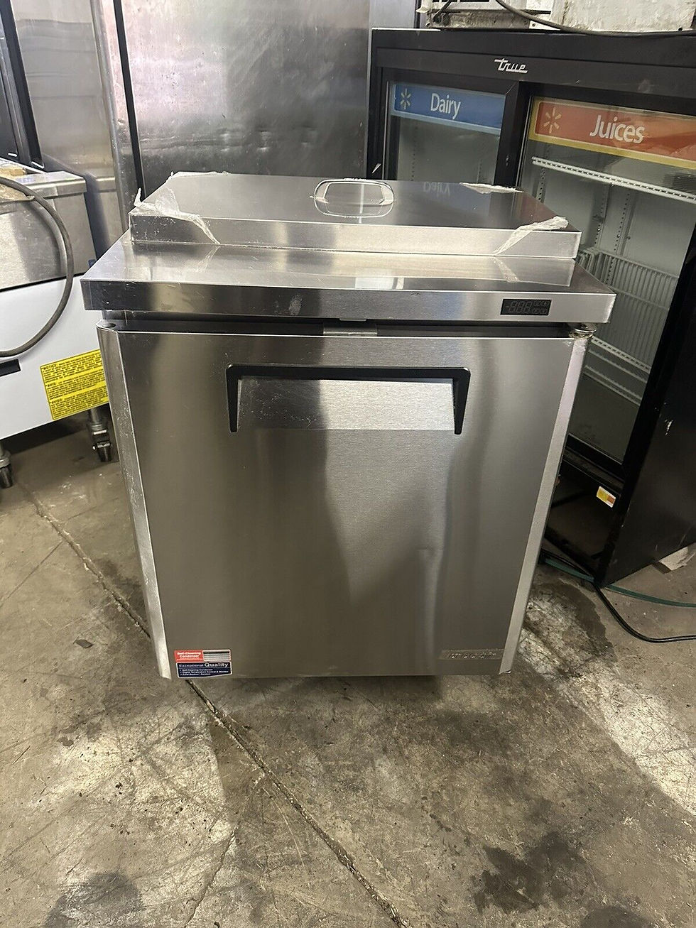 174-0051 Turbo Air MST-28-N 28” Self Contained Sandwich Prep Cooler | GES