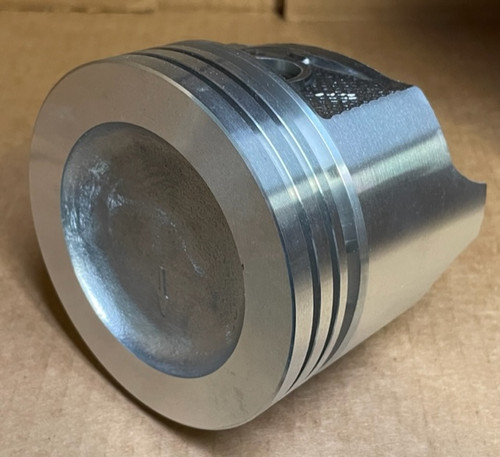 PIS054: PISTON SET(8): V8- 289 AVANTI/JET THRUST, 1/2 DISH, USA. .+.060 ...