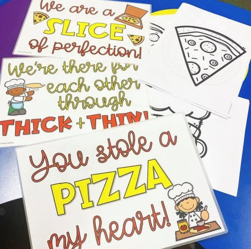 Pizza Door Sign/ Bulletin Board Display | Miss Resourcefulness