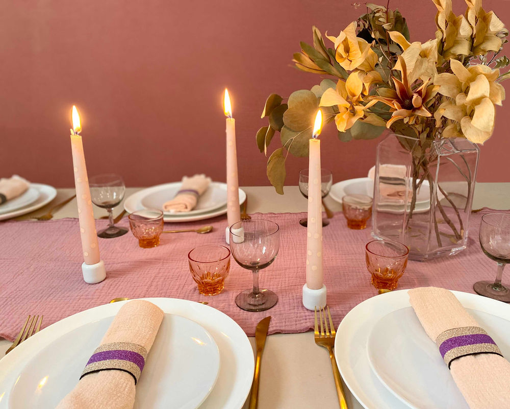 Create a bewitching Halloween table