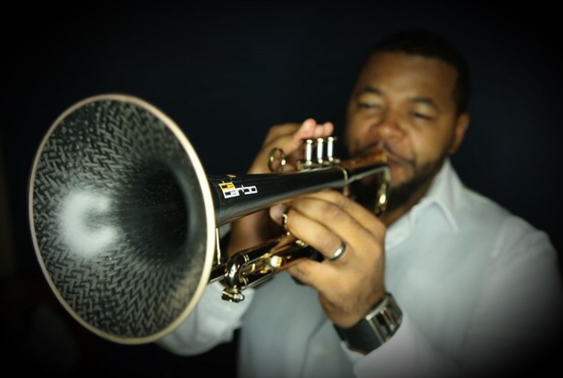 Live Music and Arranging | Melvin Jones