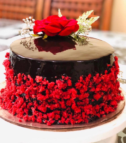 Premium Choco Red velvet cake | Send A Cake & Gifts