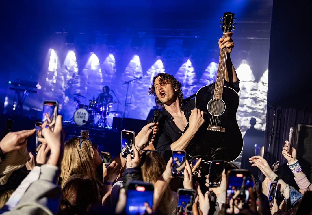 Why Dean Lewis should represent Australia at Eurovision