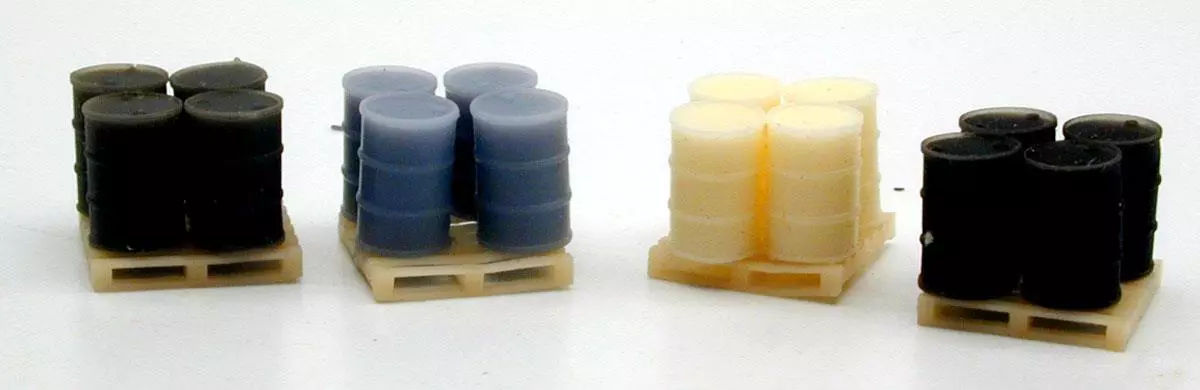 55 GALLON DRUMS & PALLETS RESIN HO SCALE 16 Drums 28 Pallets | That ...