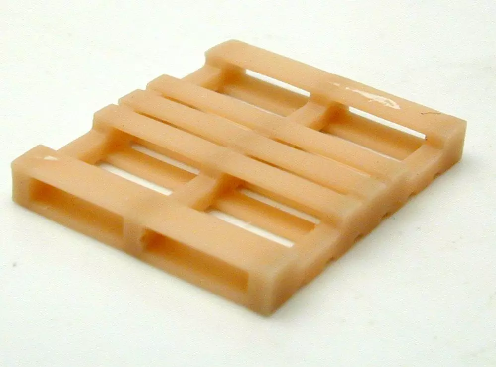 PALLET PALLETS 48" X 40" QTY 24 1/87 HO Scale RESIN NE-2911 | That ...