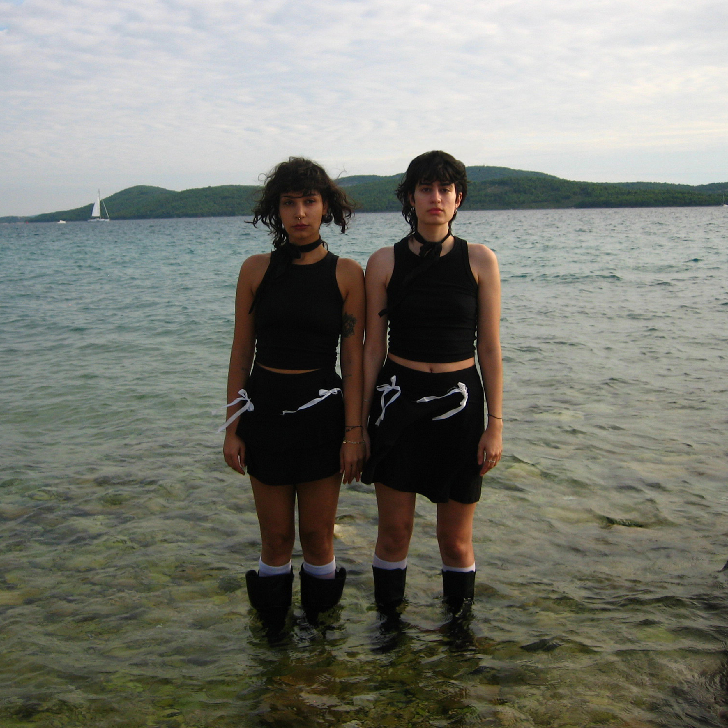 Aze im Interview – "Aze, the Band, the Duo sind einfach ironisch ...