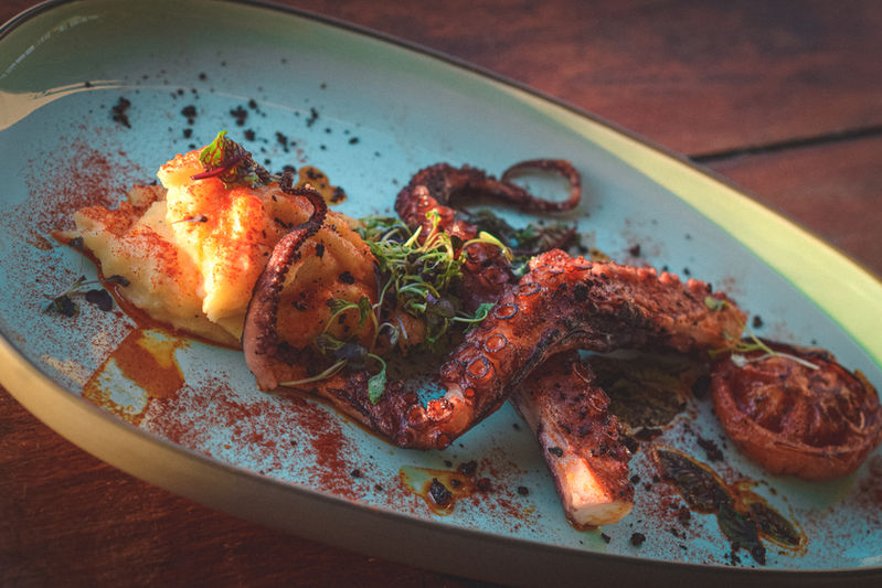 Restaurant Mediterraneo | El Muelle | Buenos Aires