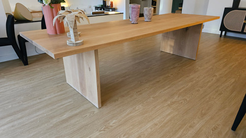 Marion Oak Dining Table | Adams Furniture