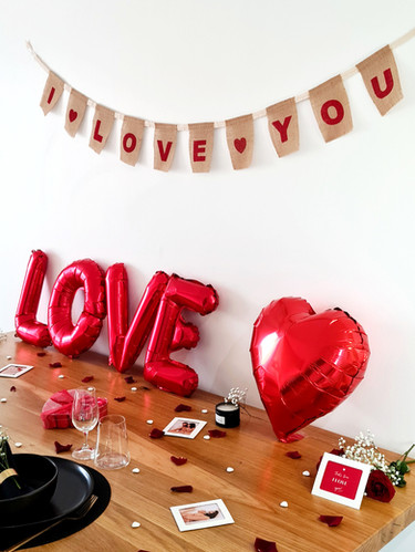 KIT DE DÉCORATION ROMANTIQUE