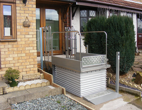 TSL1000 Step Lift | Dolphin Stairlifts (East Anglia) Ltd