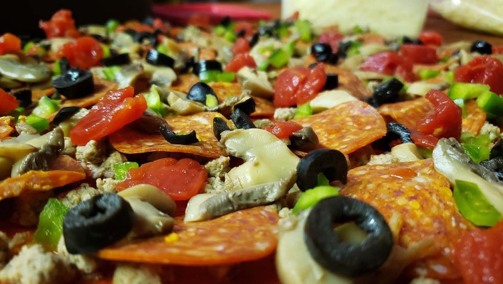 CRICKETS BAR & GRILL