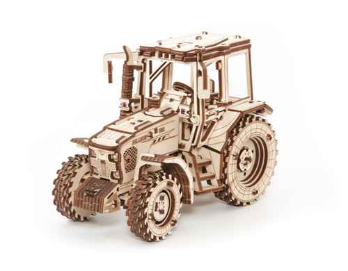 Tractor Belarus-82 Construction Kit | Art Venture