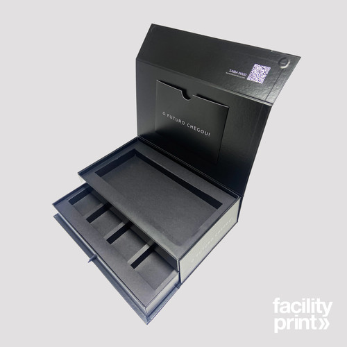 Caixa Vini | Facility Print Inst.