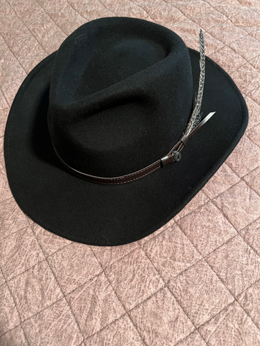 Spotted Feather | Whiskey & Pearls Hat