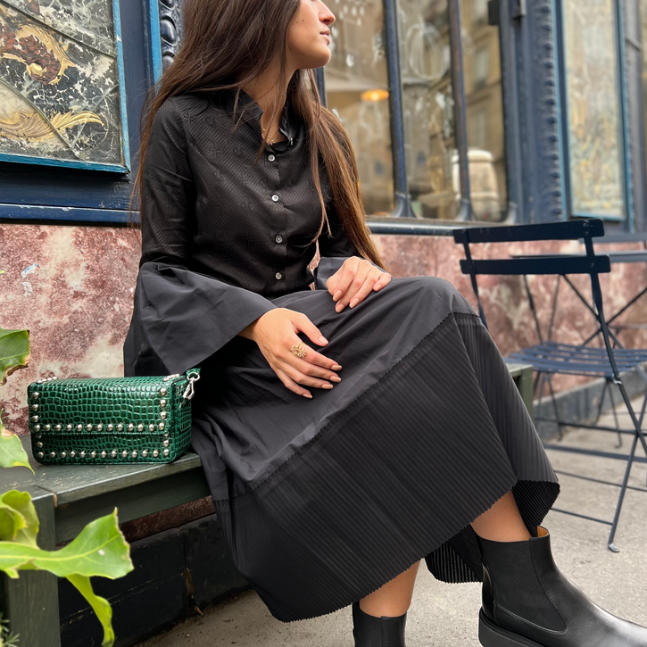 KARNIT AHARONI official | inspired by menswear and Parisian chic|