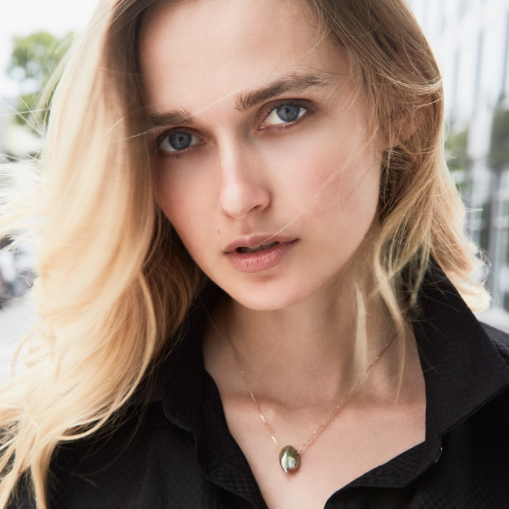 KARNIT AHARONI official | inspired by menswear and Parisian chic|