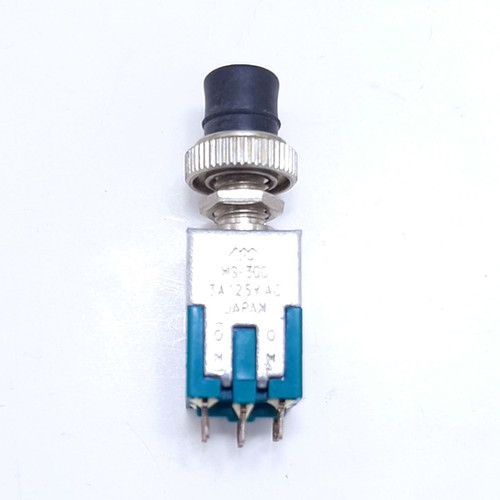 Push Button 125V 3A Panel Mount | Electro Kits