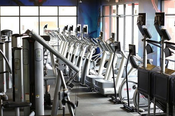 STAY FIT AND HIT FAIRWAYS