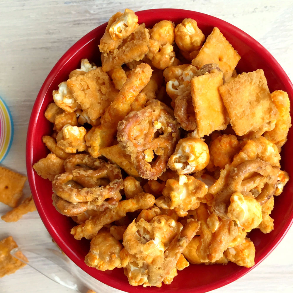 Cheesy Caramel Snack Mix