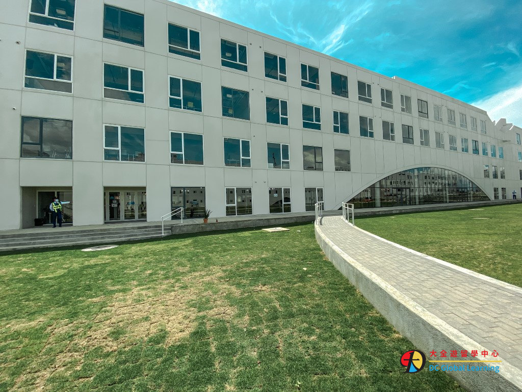 Lapulapu Cebu International College宿霧 Philippines