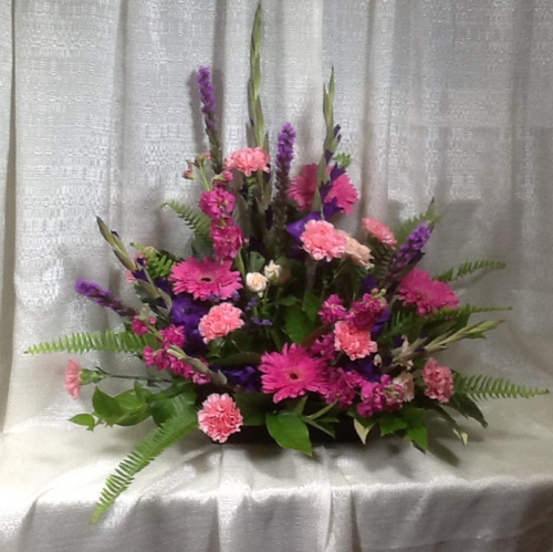 Warm Embrace | Cedar Floral