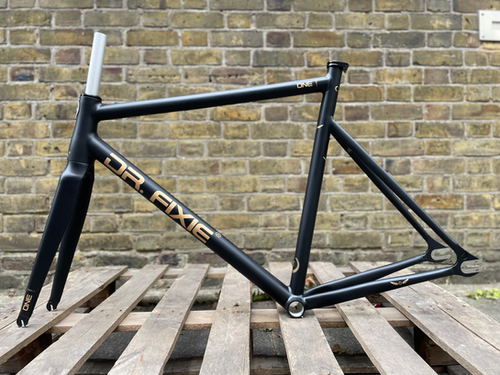 DR. FIXIE ONE FRAMESET | DR.FIXIE