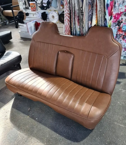 Holden HZ, HJ, WB Bench Seat Cover with Console and Enclosed Back (For ...