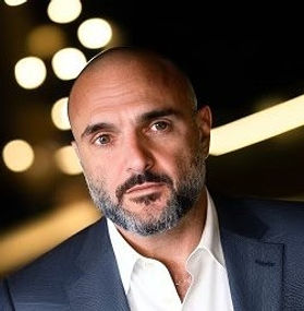 Team (All) | Misa Stefen Koller W