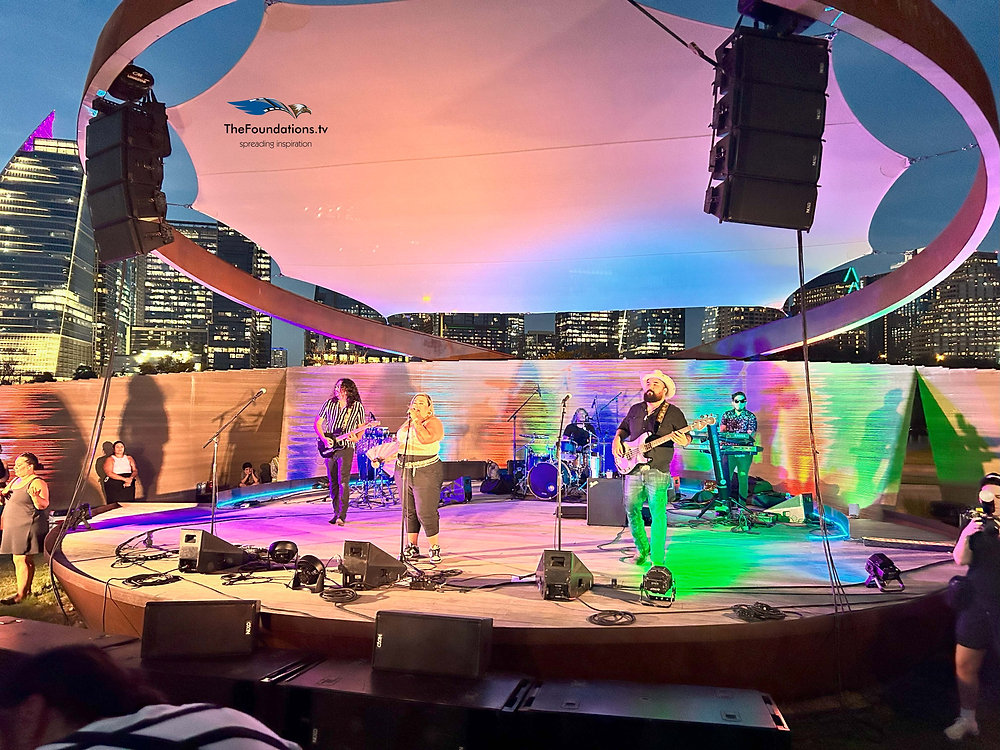 Bidi Bidi Banda Lights Up Austin in an Unforgettable Tribute to Selena