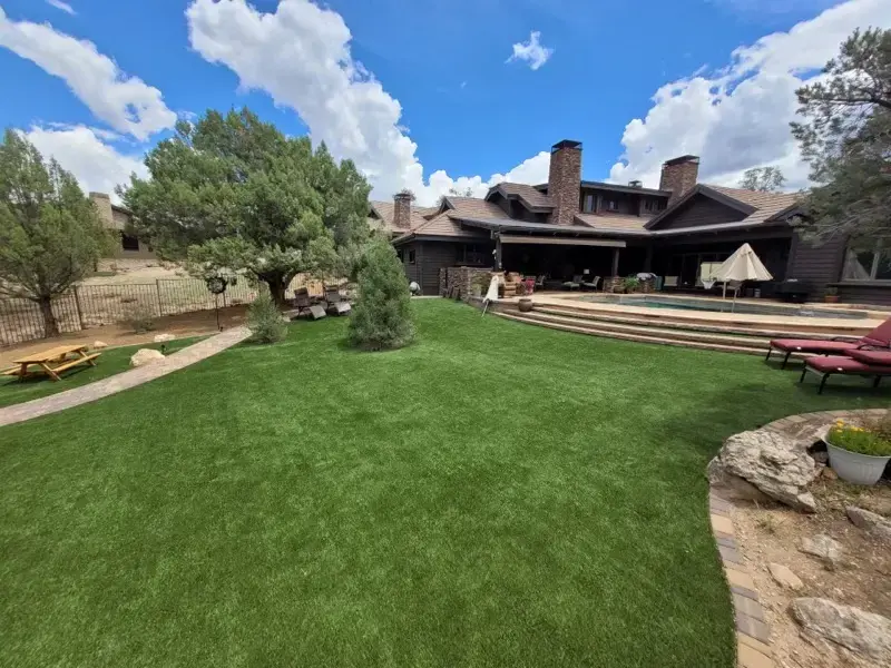 How to Choose the Right Turf to Enhance Your Outdoor Space