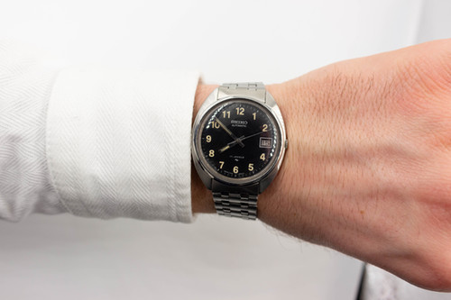 Seiko MACV-SOG Vietnam 7005-8030 Black Dial Vintage Wristwatch | J G ...