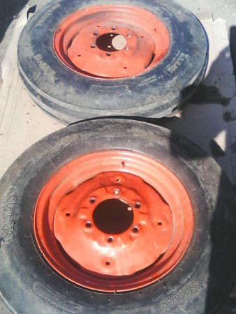 2437 600x16 front wheels and tyres | Pocock