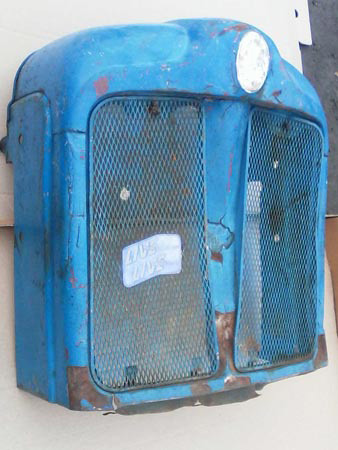 2091 Fordson Major cowl with grills | Pocock