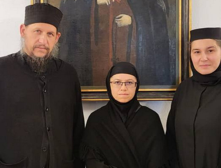 PR. PETER HEERS LA MĂNĂSTIREA PALTIN. CONVERTIRI