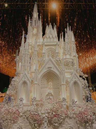 wedding cakes faux cakes fake cakes | Bella store wedding