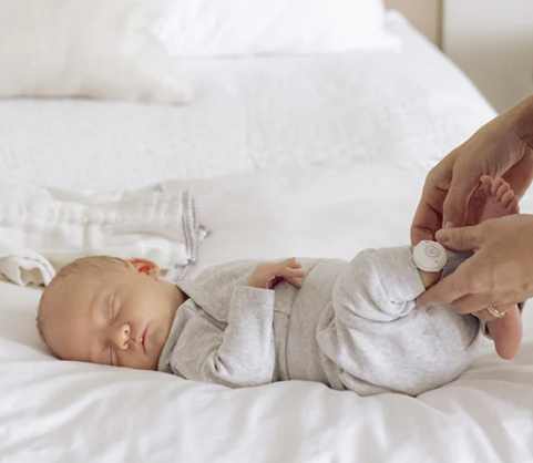 Halsa Baby Review: Continuous Wellness Monitoring for Infants | Biolife ...