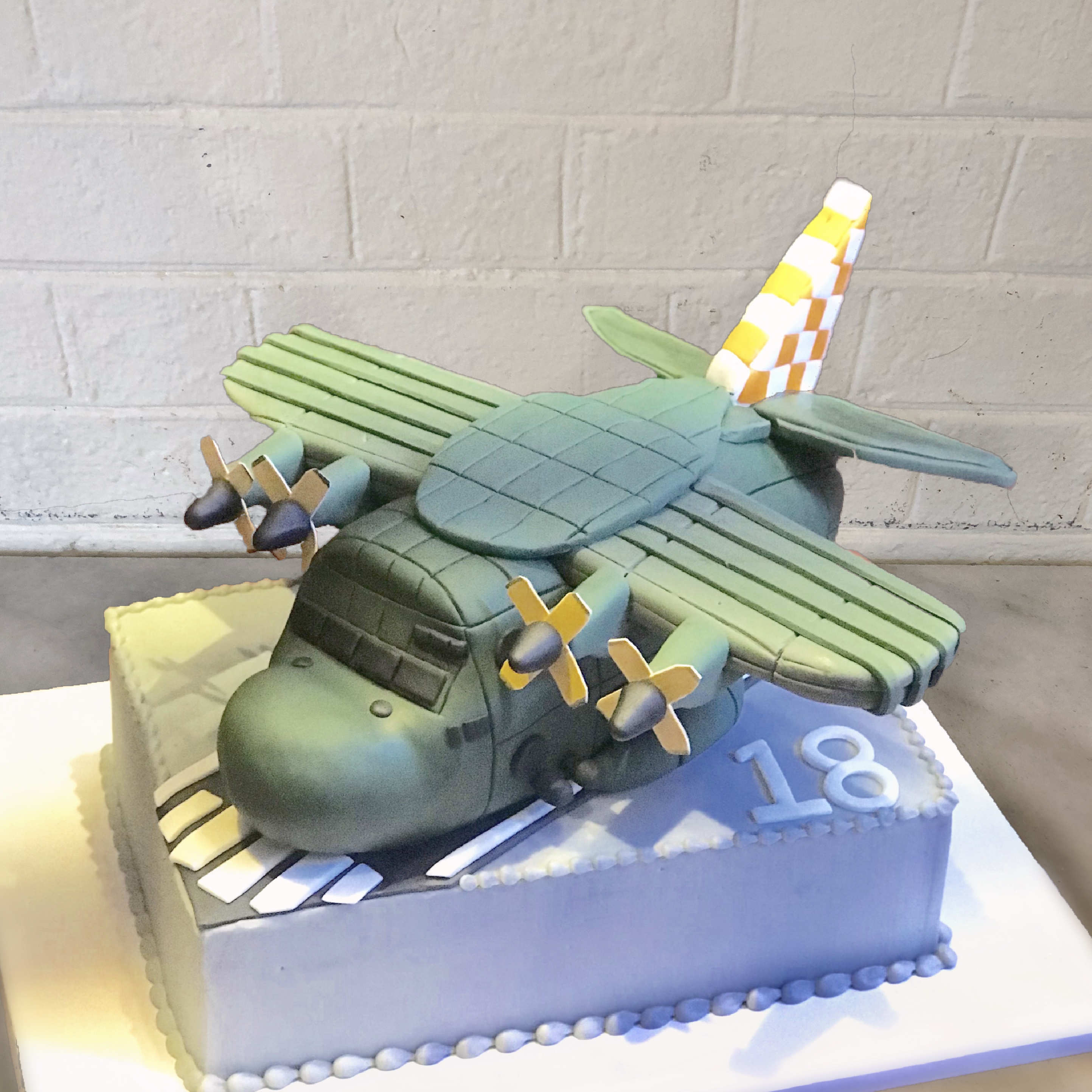 SHAPED CAKES | iveycake