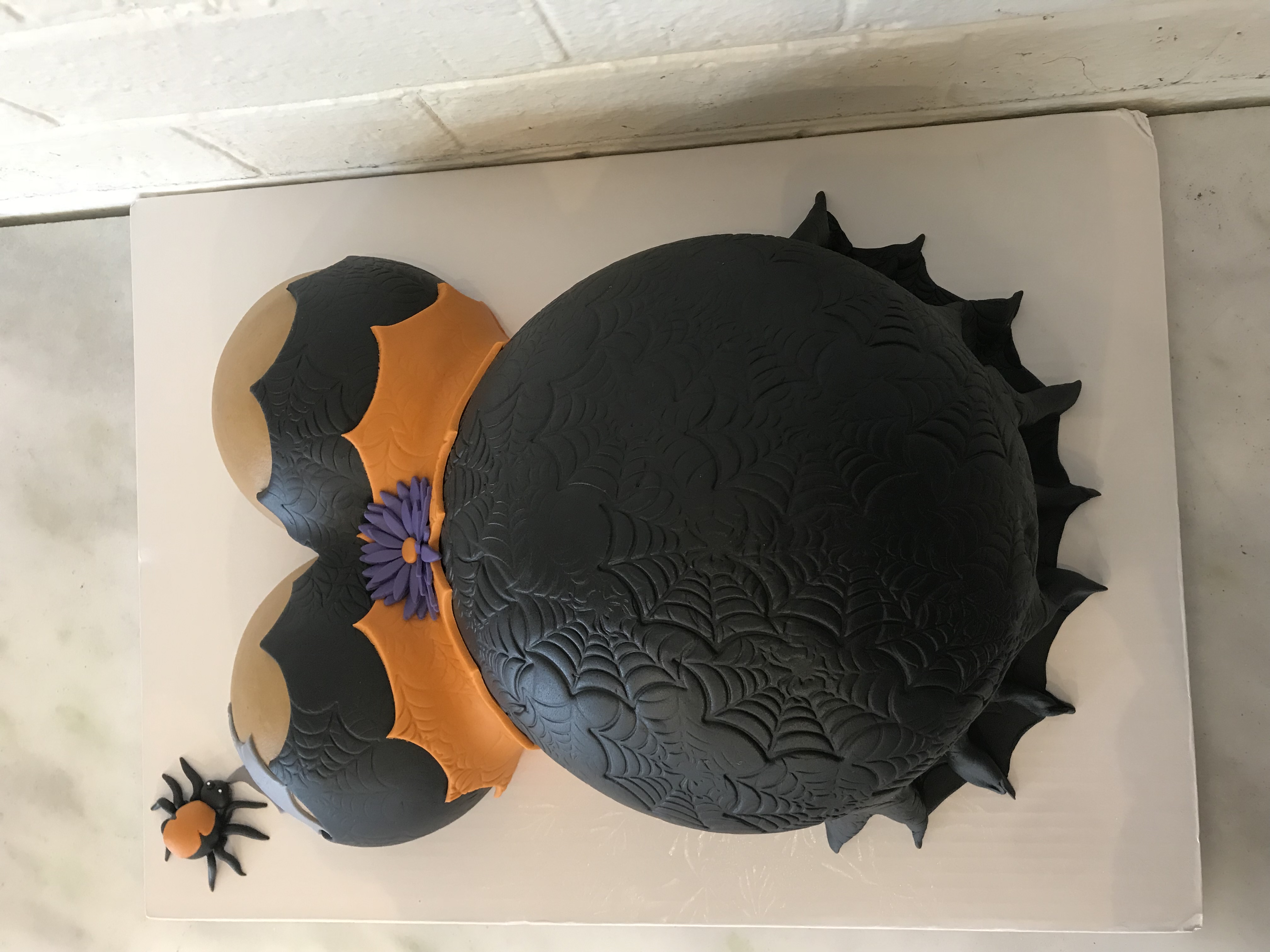 SHAPED CAKES | iveycake