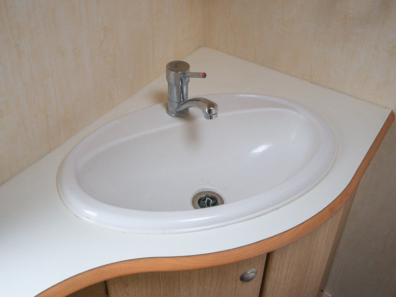 Bathroom & Taps | Caravan Connection