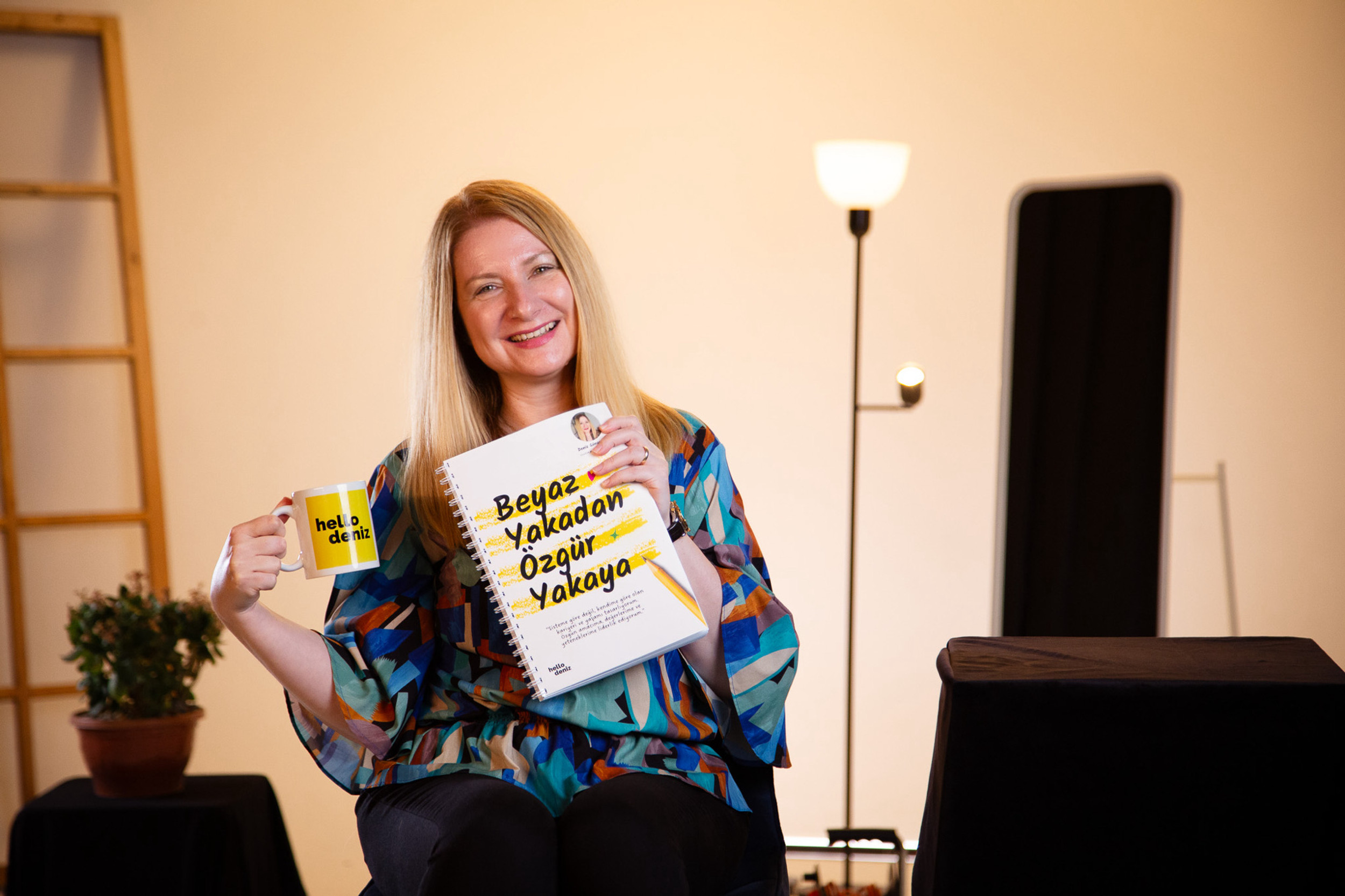 Beyaz Yakadan Özgür Yakaya | Hello Deniz