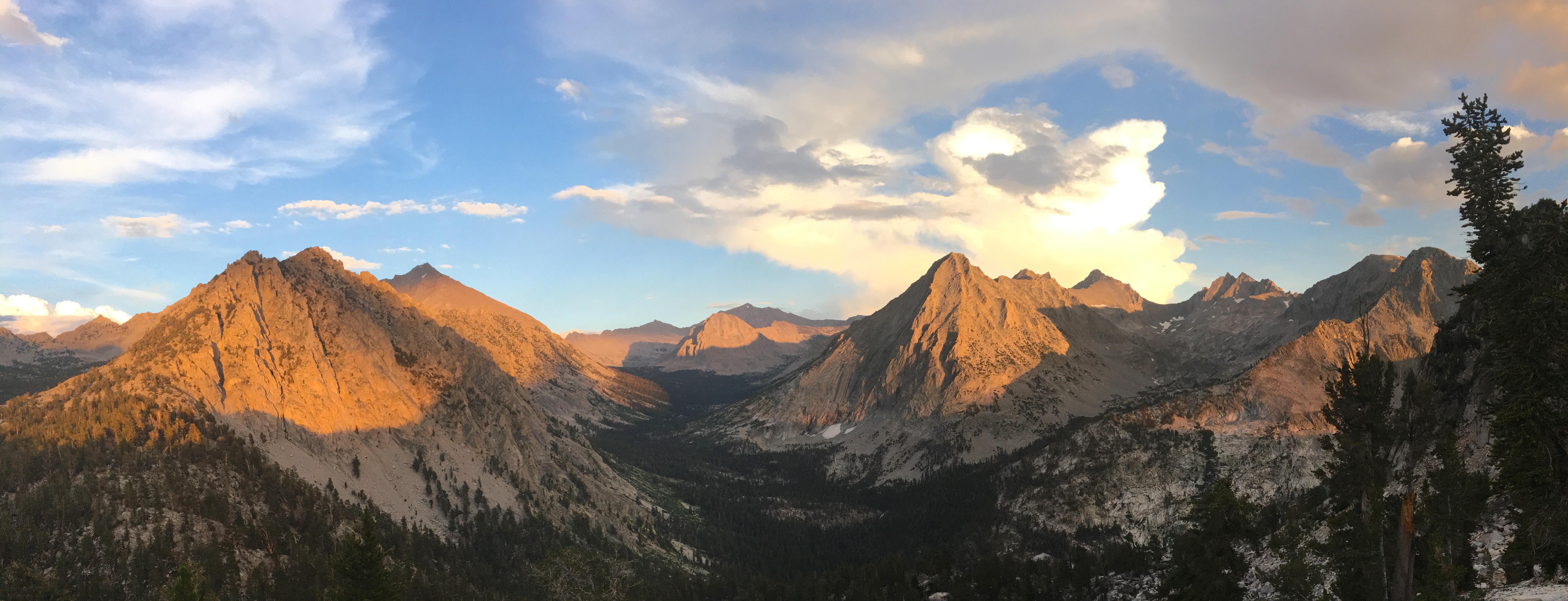 Sunset in Kings Canyon National Park : NationalPark