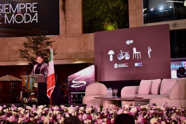 Quito : Light on Made in Italy in Ecuador, Ambasciata e CCI per l’IDD