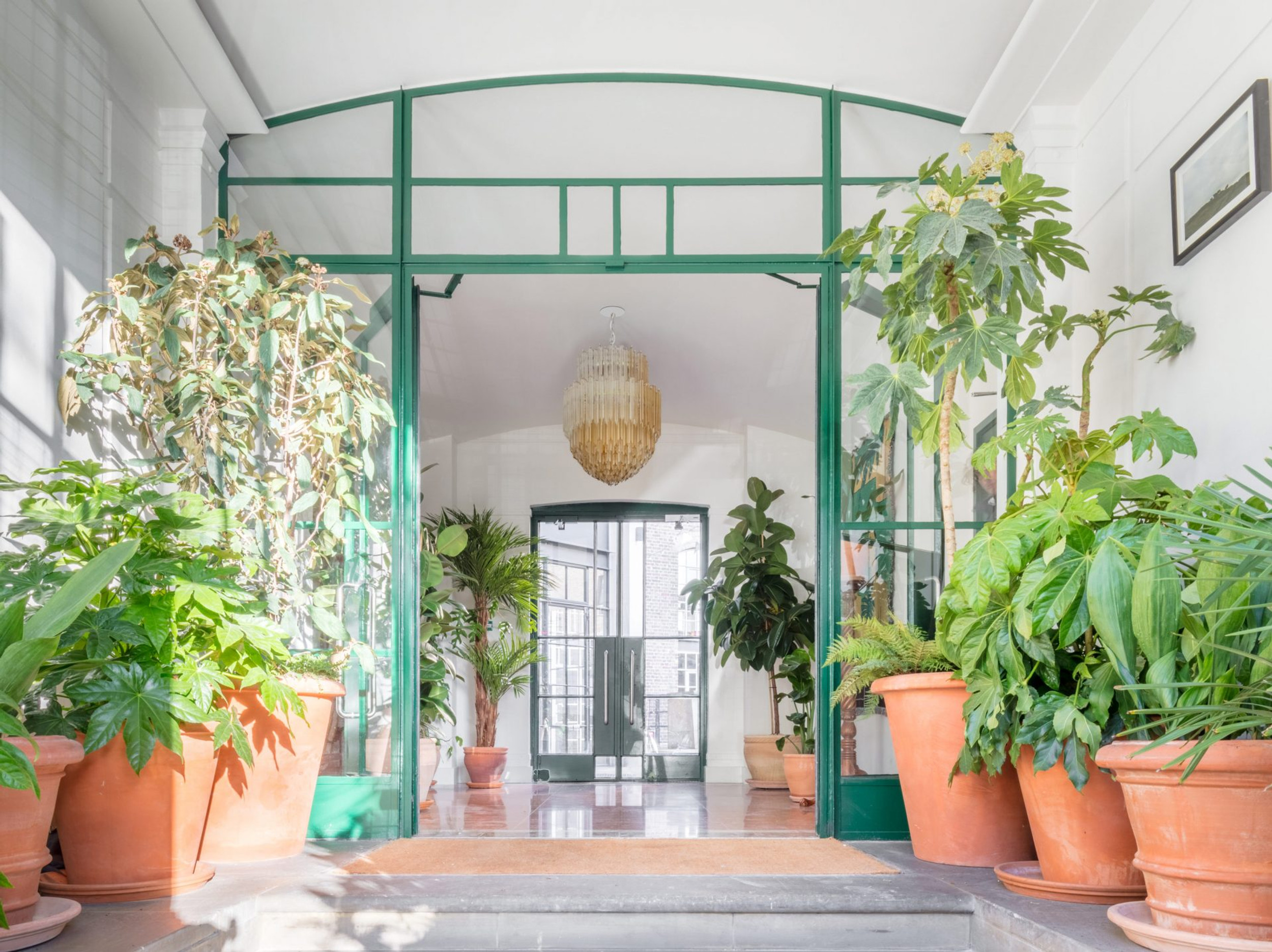 The Italian Building | Ekkist