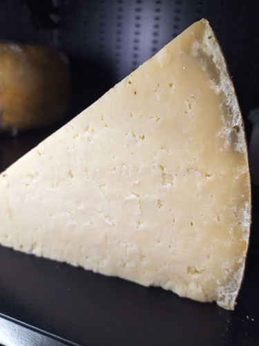 Cantal entre deux , lait cru de vache , les 200g | My Site 1