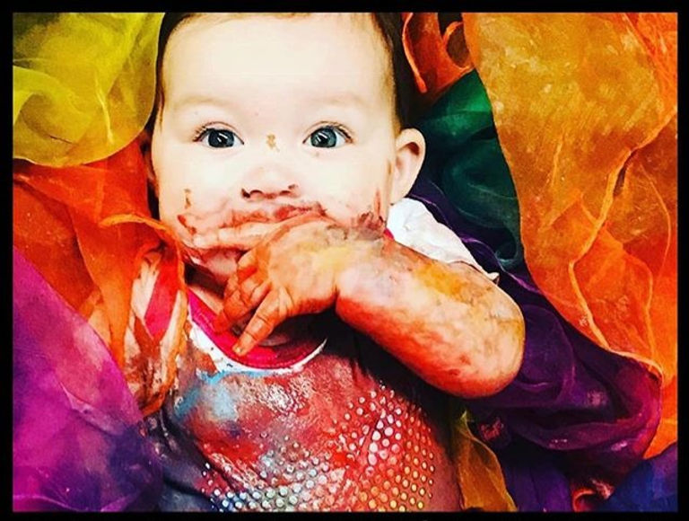 Messy Play | Mucky Monkeys | England